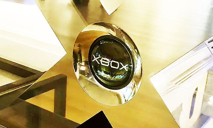 Xbox : le prototype incroyable de la première console est à (re ...